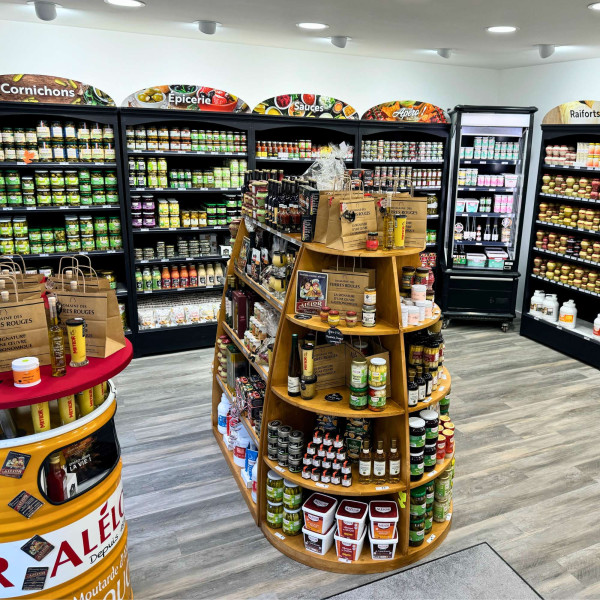 Boutiques - Découvrez nos Points de Vente Domaine des Terres Rouges